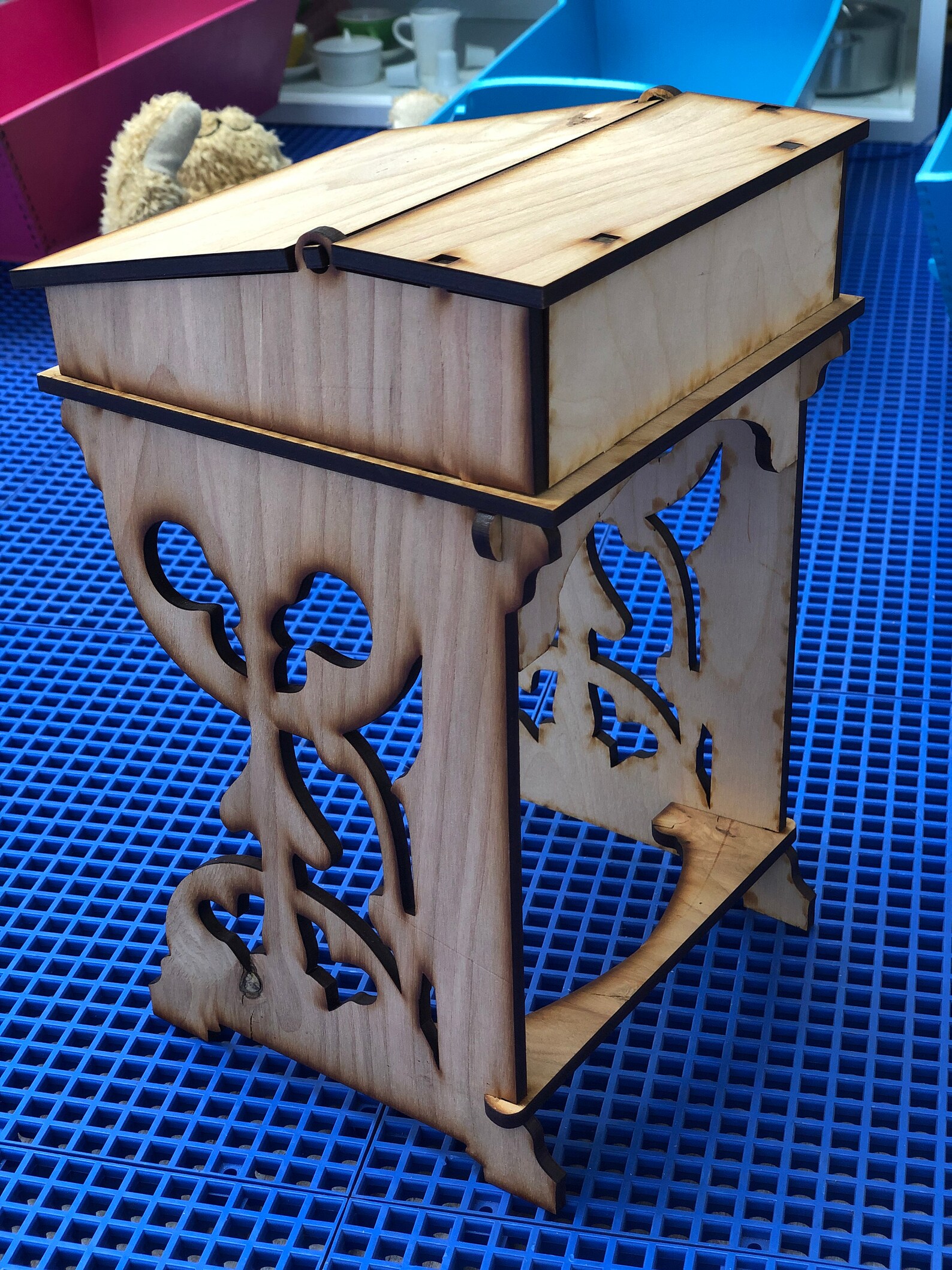 Stand-up Desk/captain's Desk/lectern for 18"/american Girl Doll - DIY ...