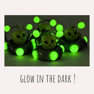 Alien UFO Charm! | UFO Gifts | Alien Keychain | Alien Gifts | Sci Fi ...