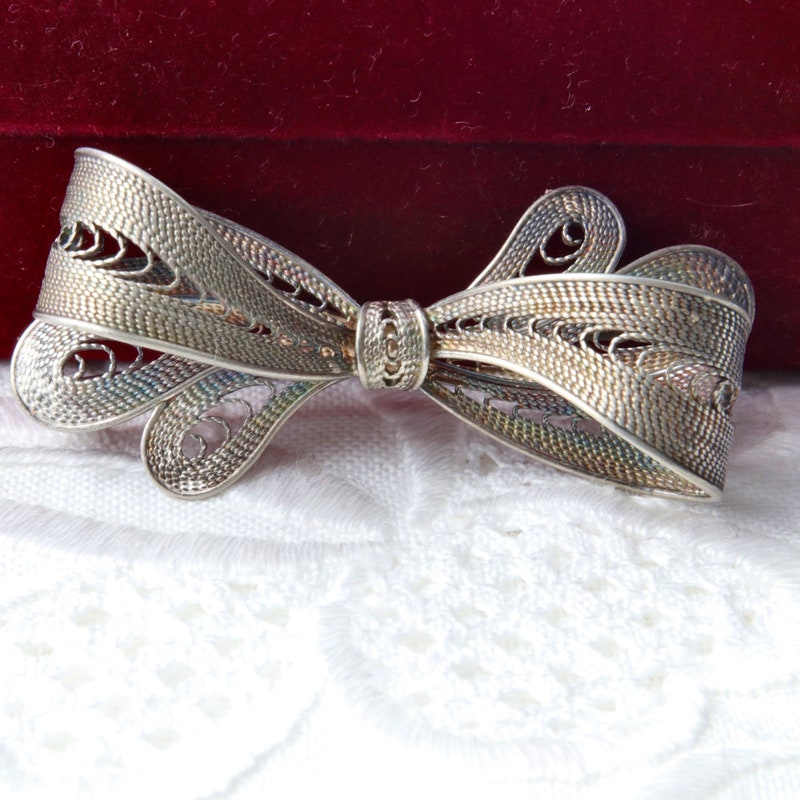 Bow Brooch - Etsy