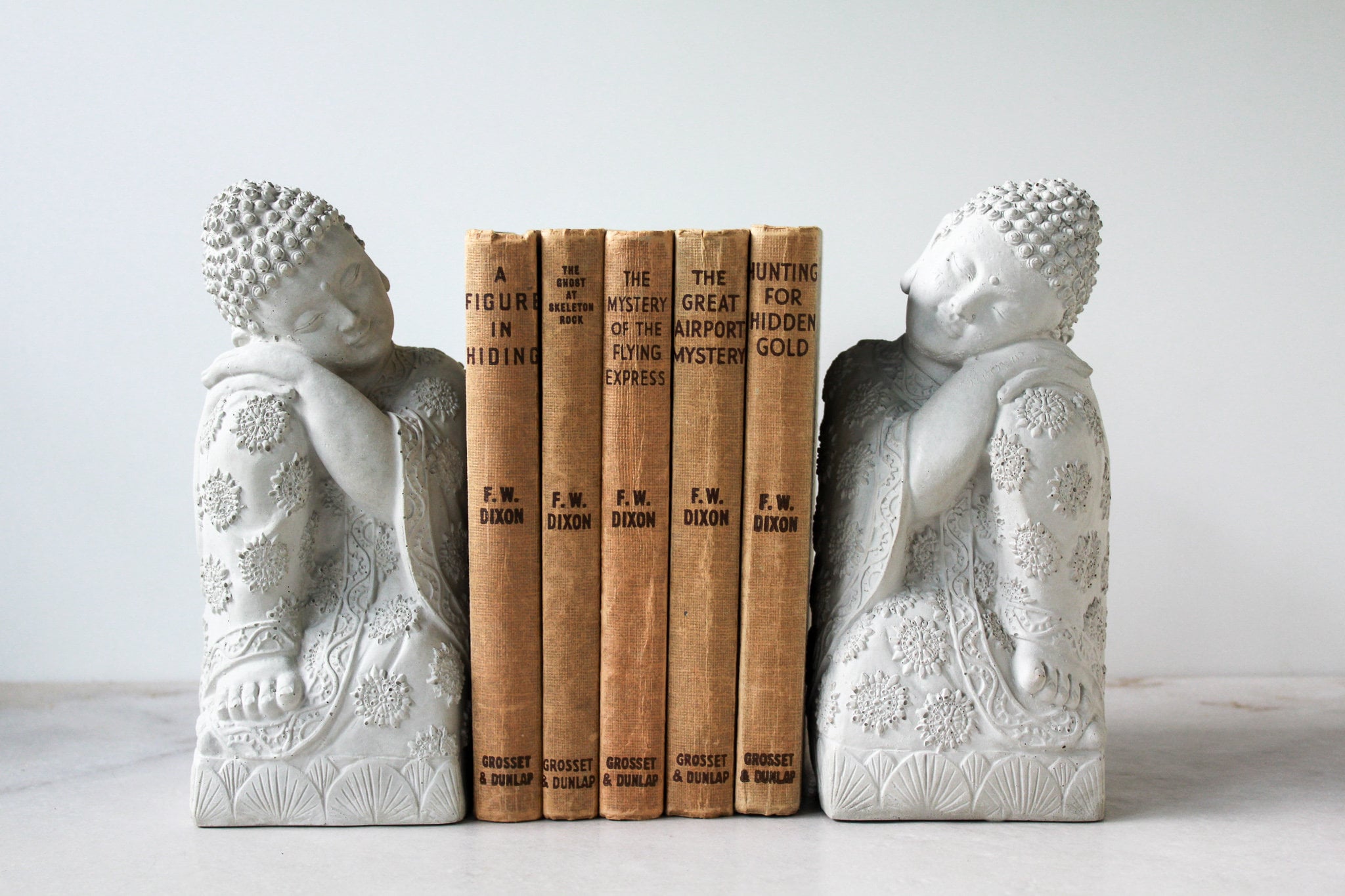 Buddha Bookends-unique Concrete Bookends-buddha Sculpture - Etsy UK