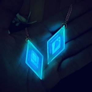 Glow in the Dark Frozen Element Necklace, Frozen 2 Rune Earth Fire ...
