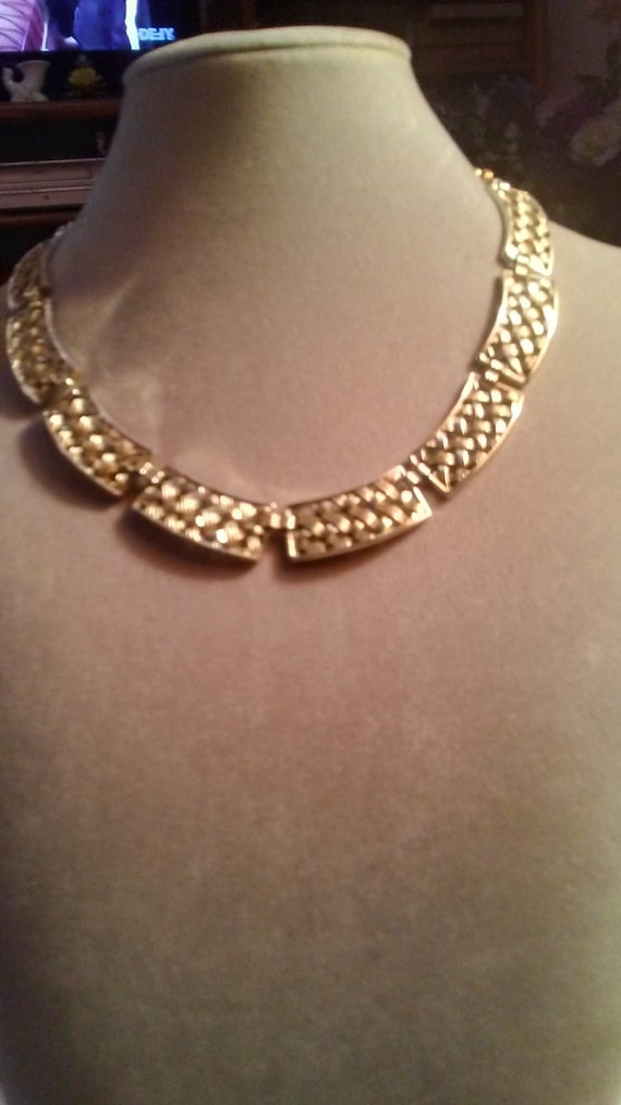 vintage 1970s gold metal - Gem