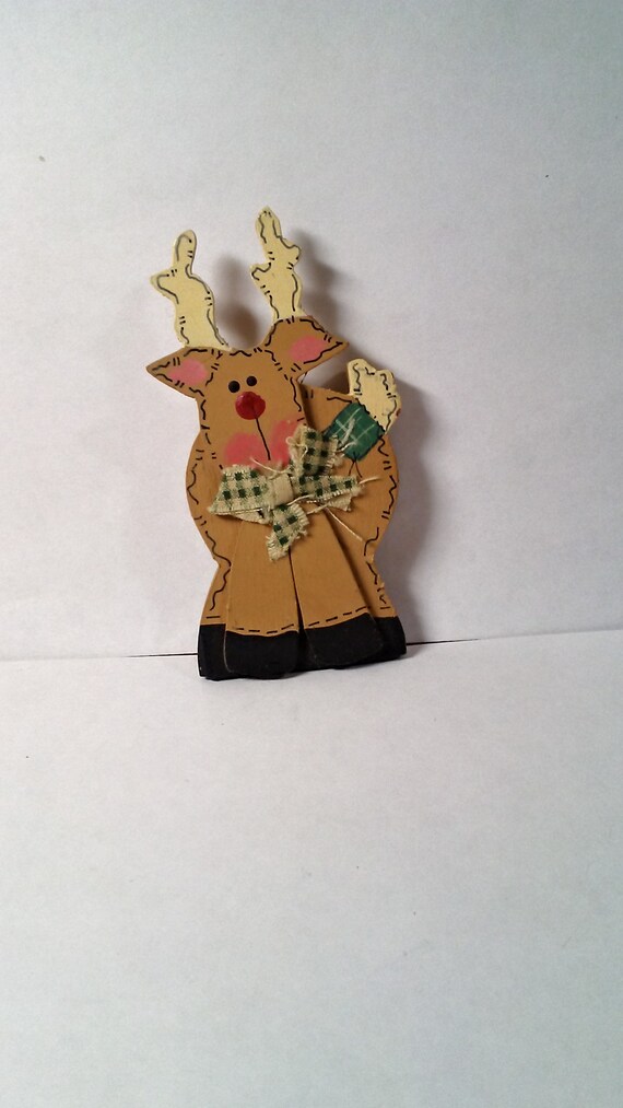 Vintage Wooden Rudolph Red Nosed Reindeer Pin. - Gem