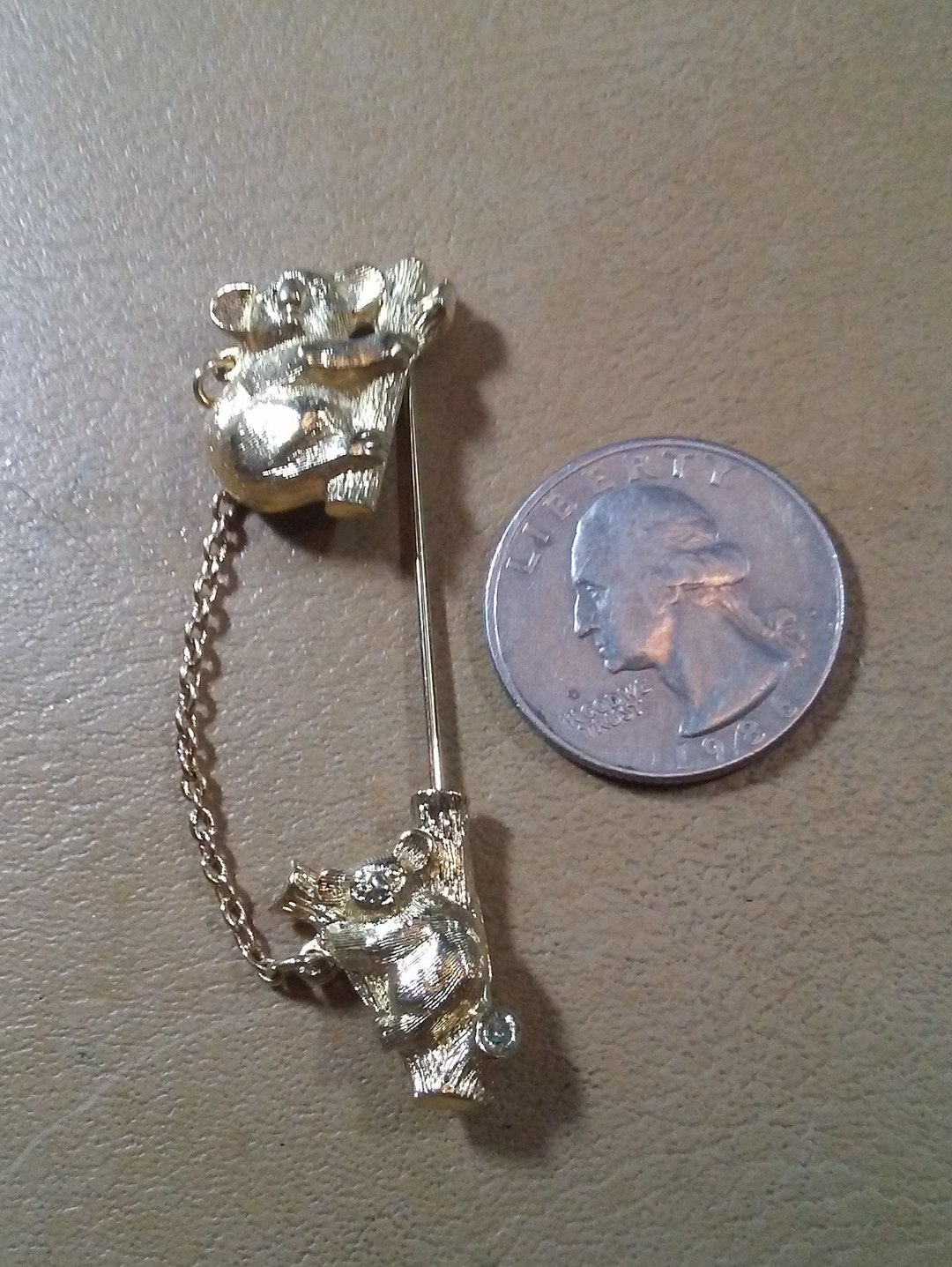 Vintage Avon Koala Bear Mama and Baby, Lapel Pin Gold Tone Retro 1980's ...