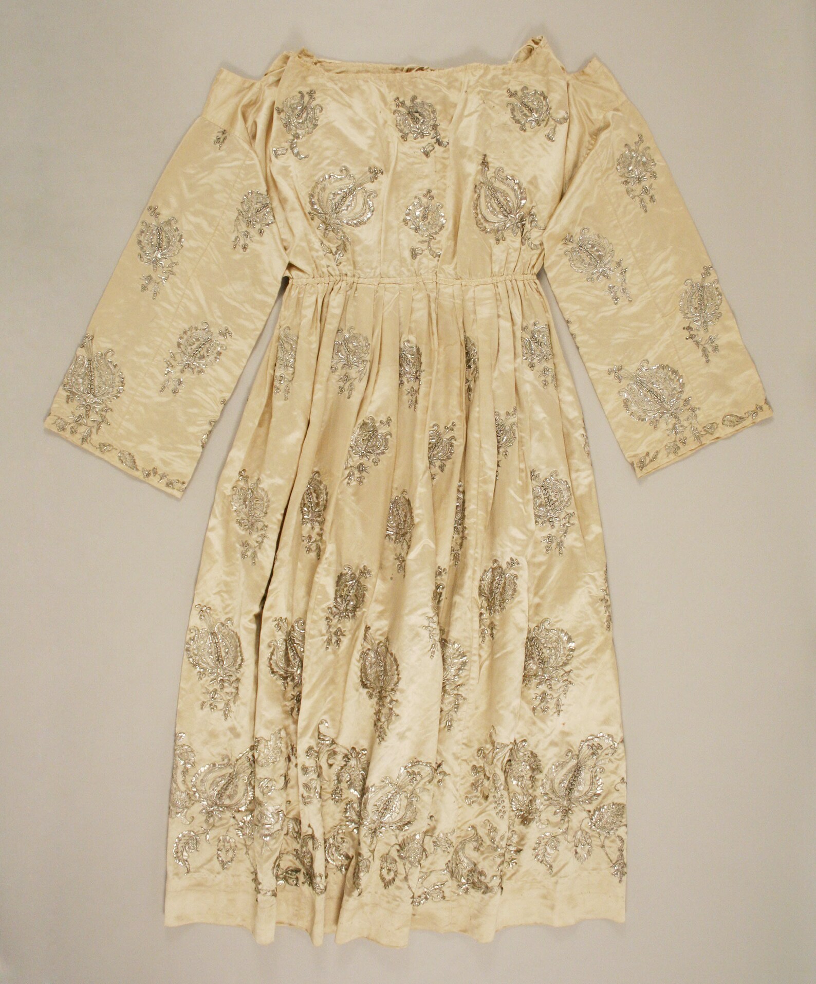 Vintage Dress Design Gallery (1720-1940) - Fashion Inspiration (JPEG ...