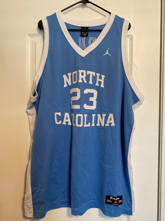 Nike Jordan North Carolina XXL Eighty-Two National Ch… - Gem