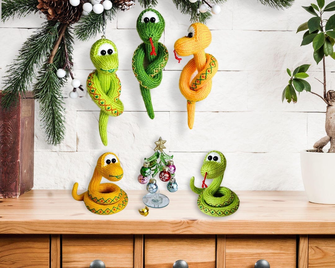 K108 Knitting Pattern - 3 Snakes. Boa | Python | Reptile | Serpent ...