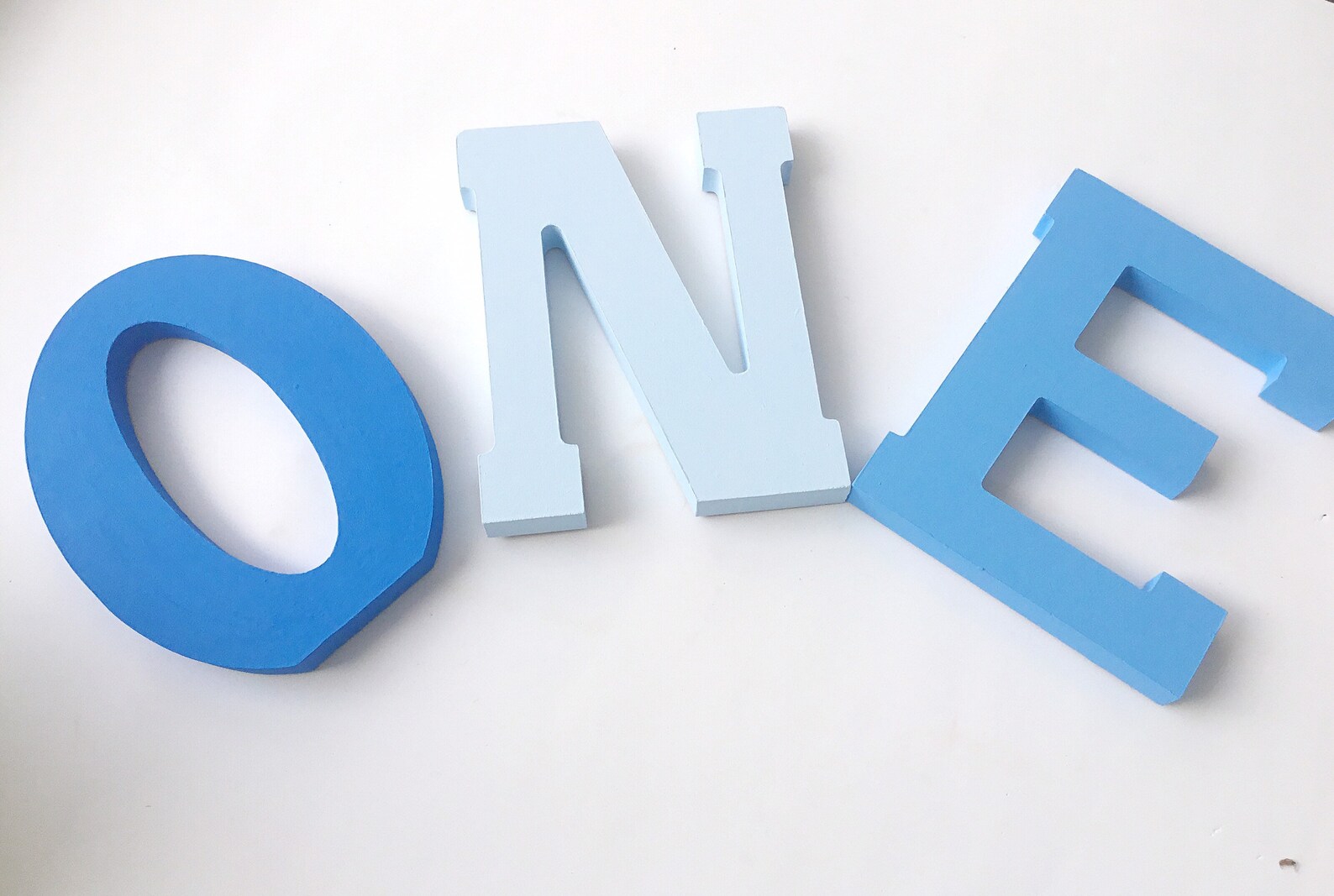 Letras del número UNO para el apoyo de la foto del cumpleaños | Etsy