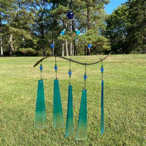 The Handmade Fabulous Glass Wind Chimes With Beautiful Bead. It is ...