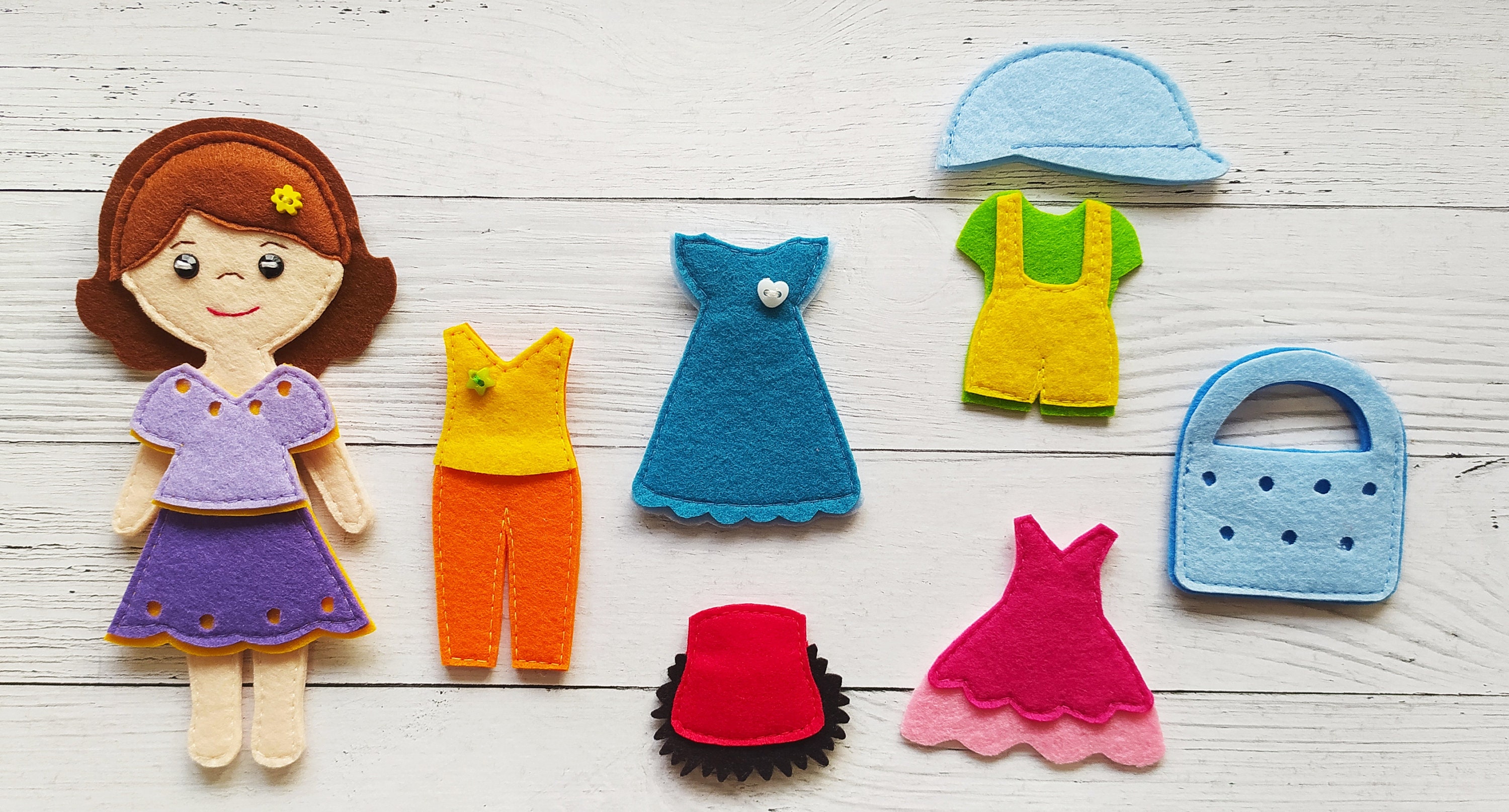 Felt doll pattern with 9 sets of clothes Felt dress up doll | Etsy