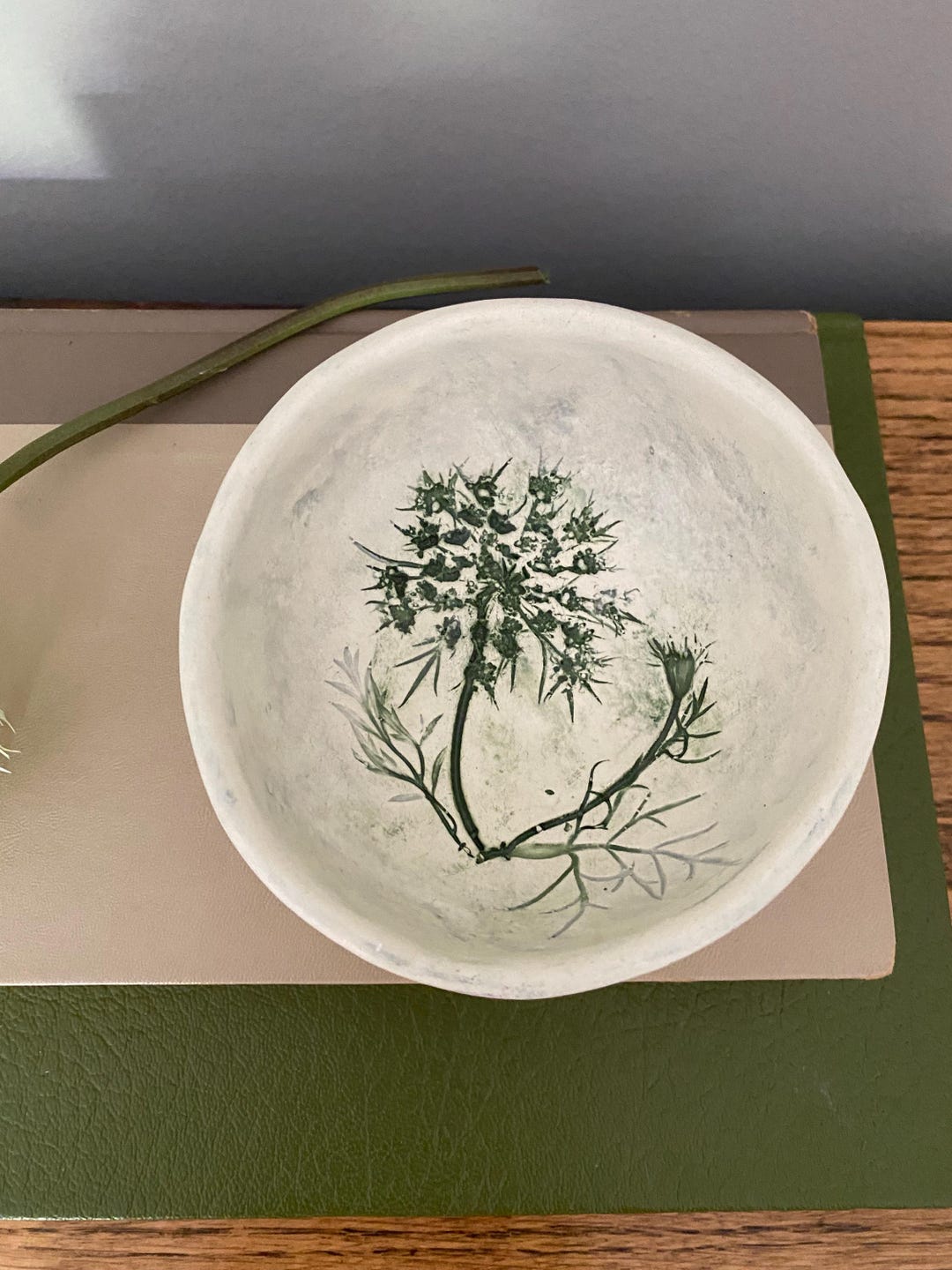 Vintage "salt Marsh Pottery", Stamped "jrm 90", Queen Anne's Lace ...