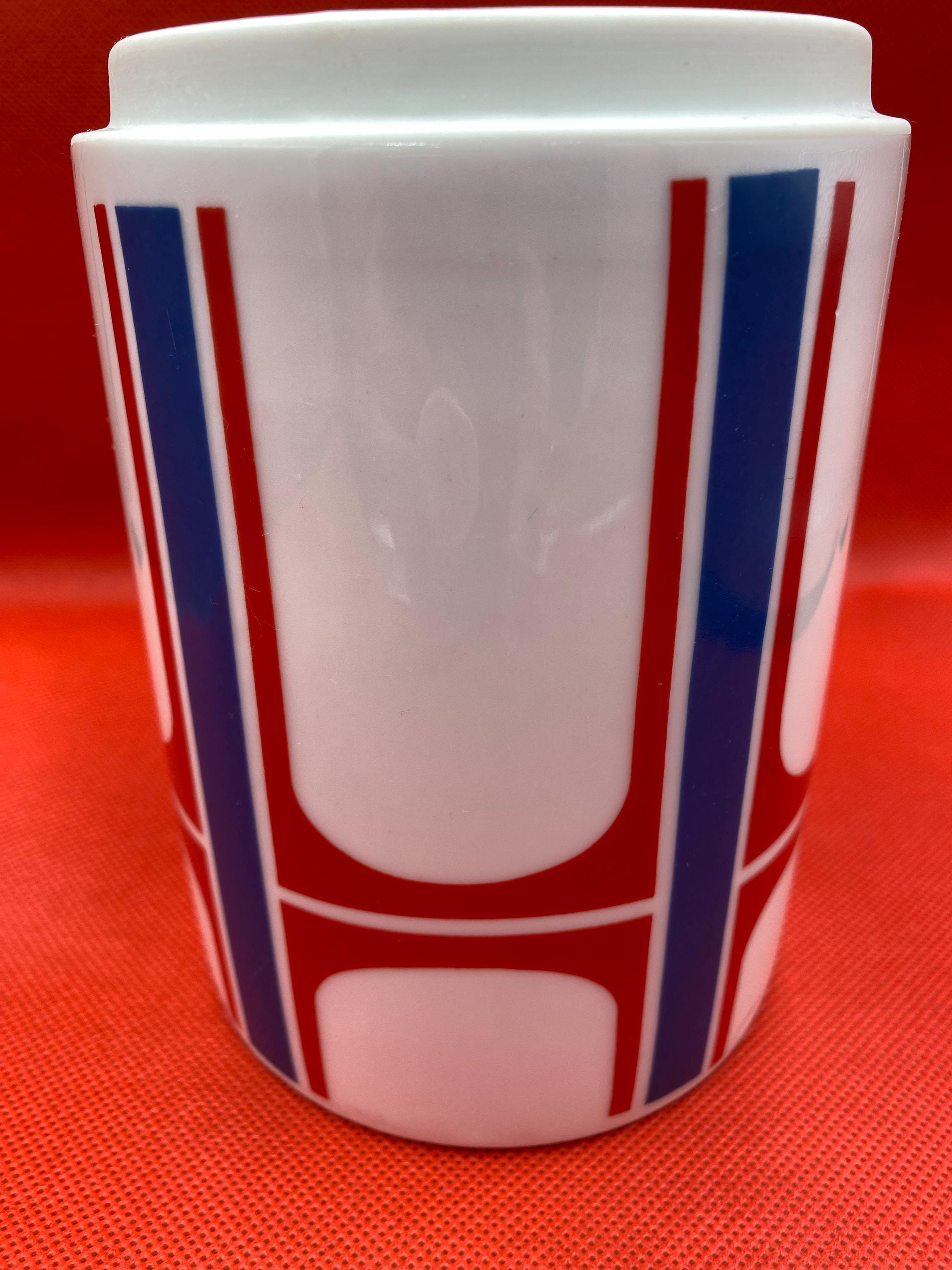 MCM Design, Mod, Red, White and Blue Decor, Mid Century, Groovy Design ...