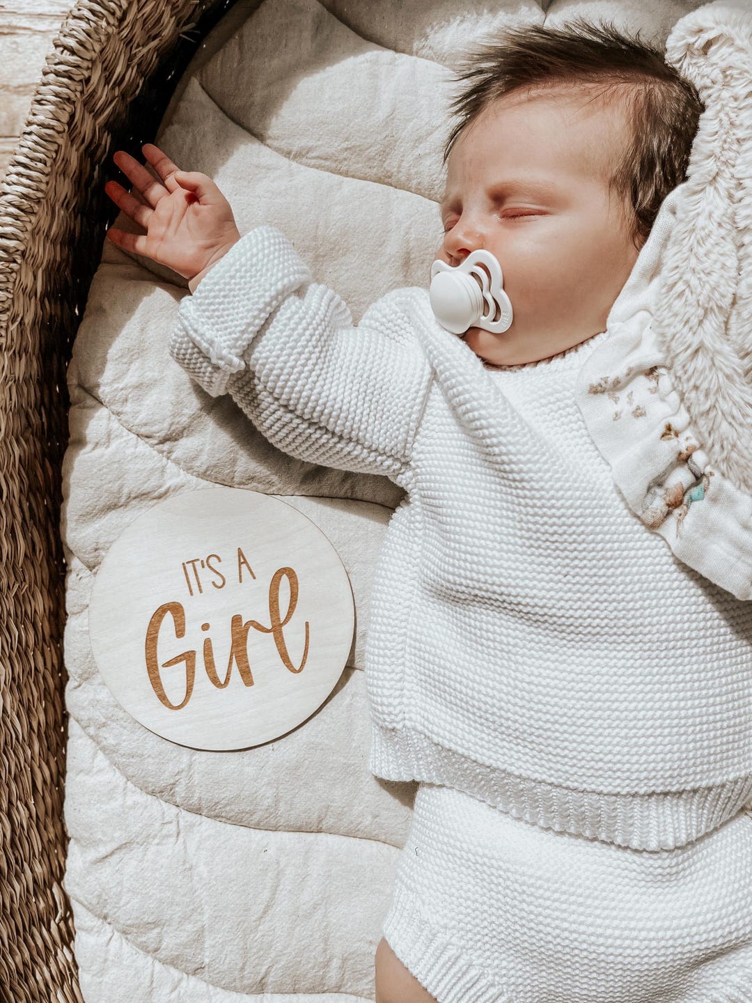It's a Girl Sign Hospital Baby Photography Prop Newborn Baby Wooden ...