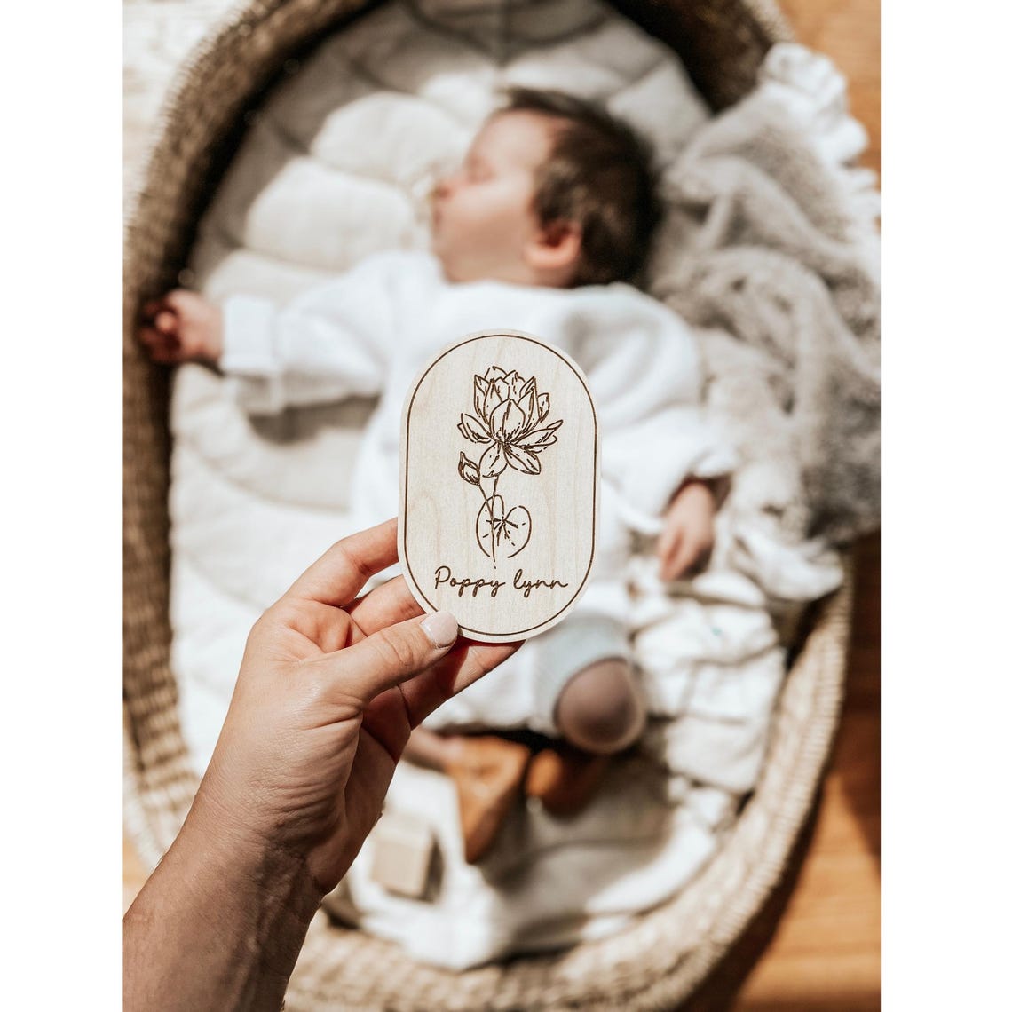 Birth Flower Wooden Plaque: Personalized Newborn Announcement Sign - Etsy