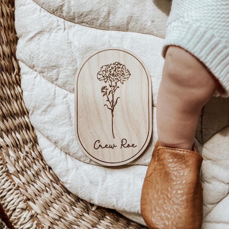 Birth Flower Wooden Plaque: Personalized Newborn Announcement Sign - Etsy
