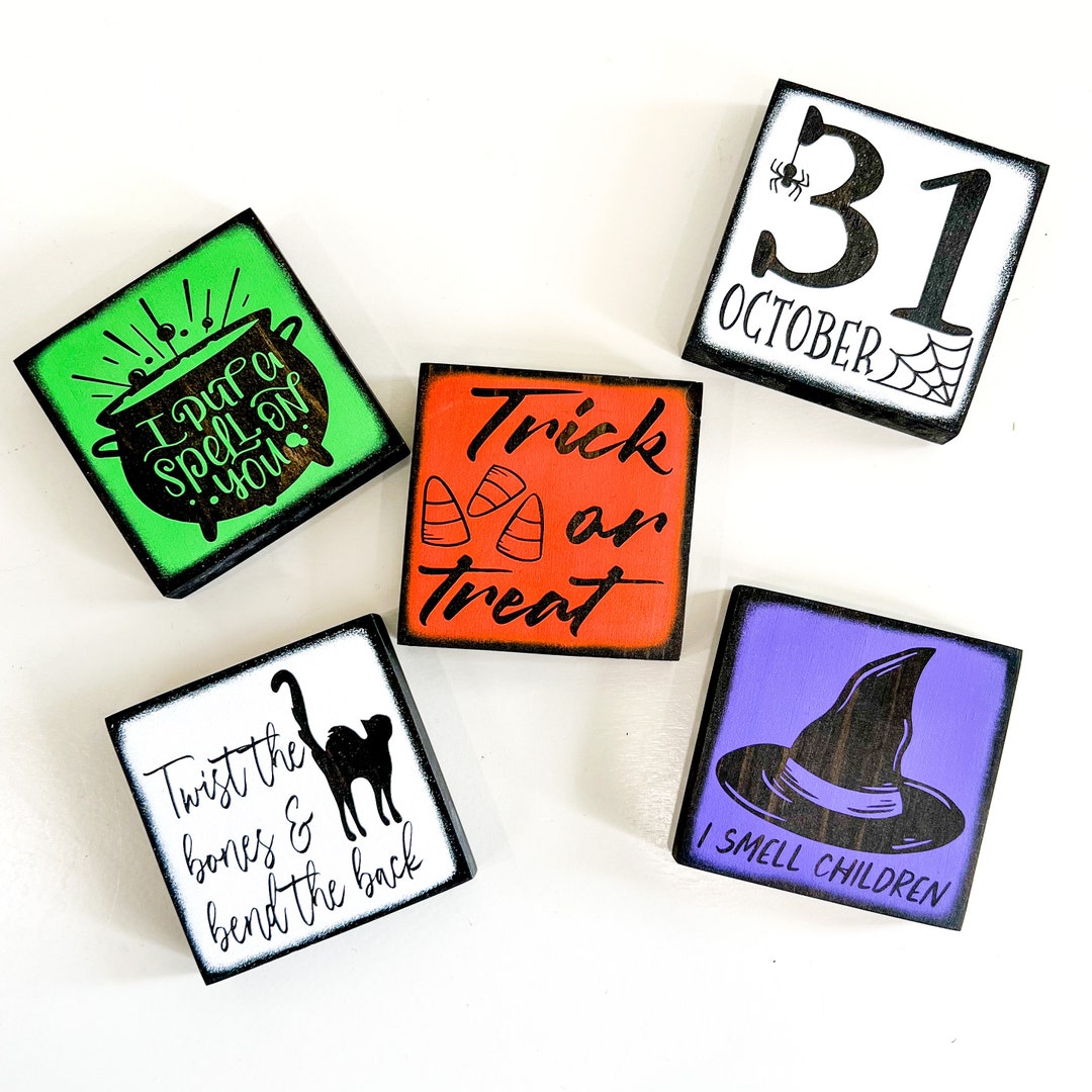 Mini Halloween Signs, Spooky Decor, Farmhouse Halloween Decor, October ...