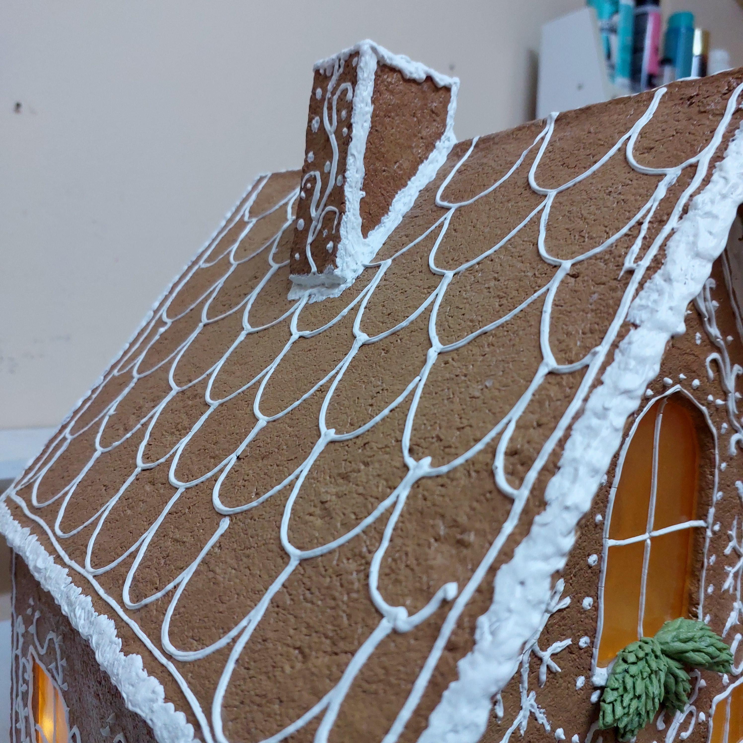 Fake Gingerbread House Tutorial PDF Paper Mache Large Gingerbread House ...