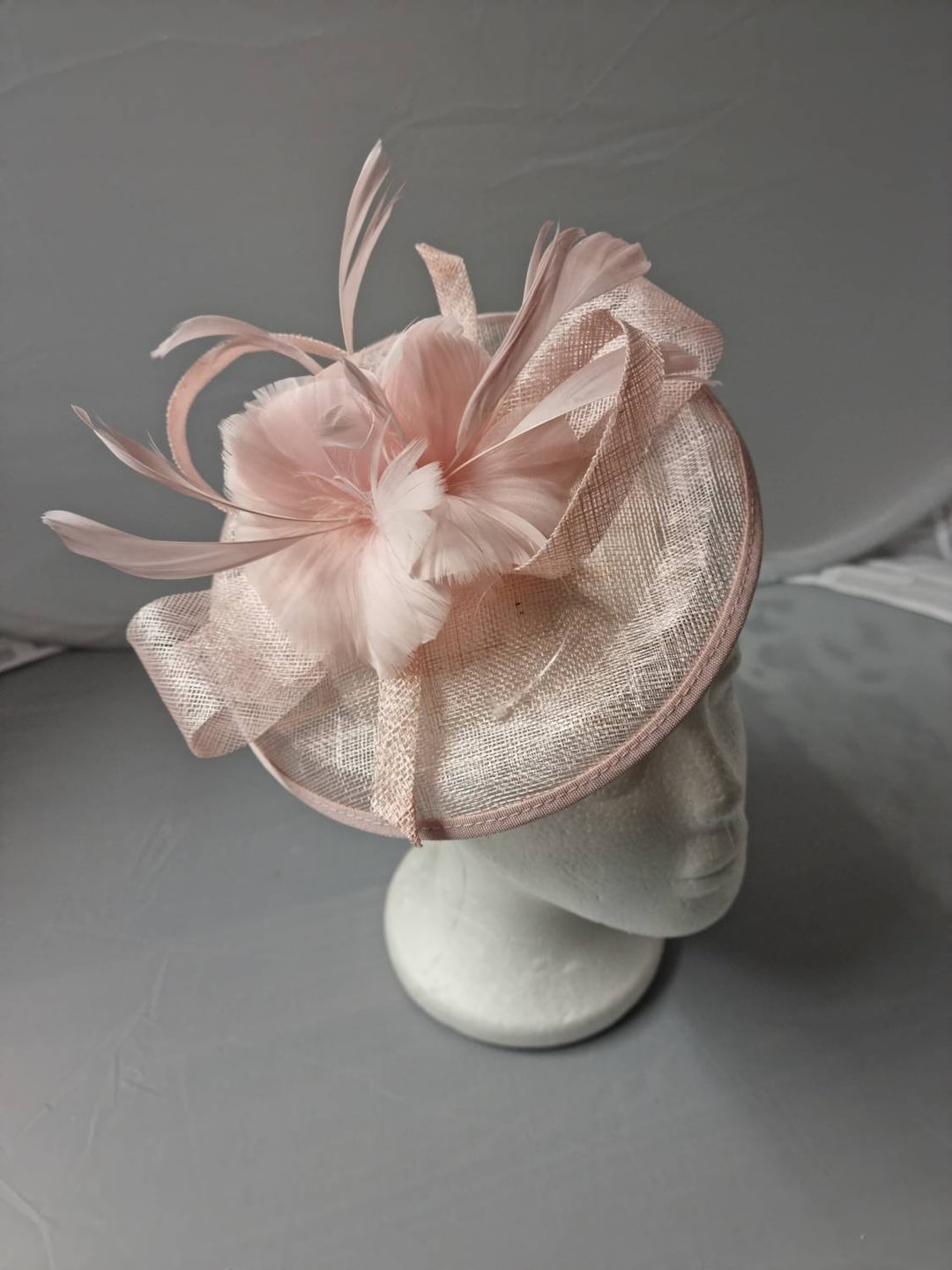 New Pale Pink ,baby Pink, Light Pink Fascinator Hatinator With Band ...