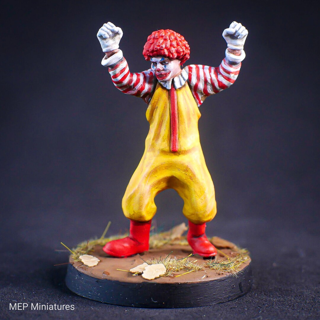 Burger Clown - 28mm Miniature by MEP Miniatures - Etsy