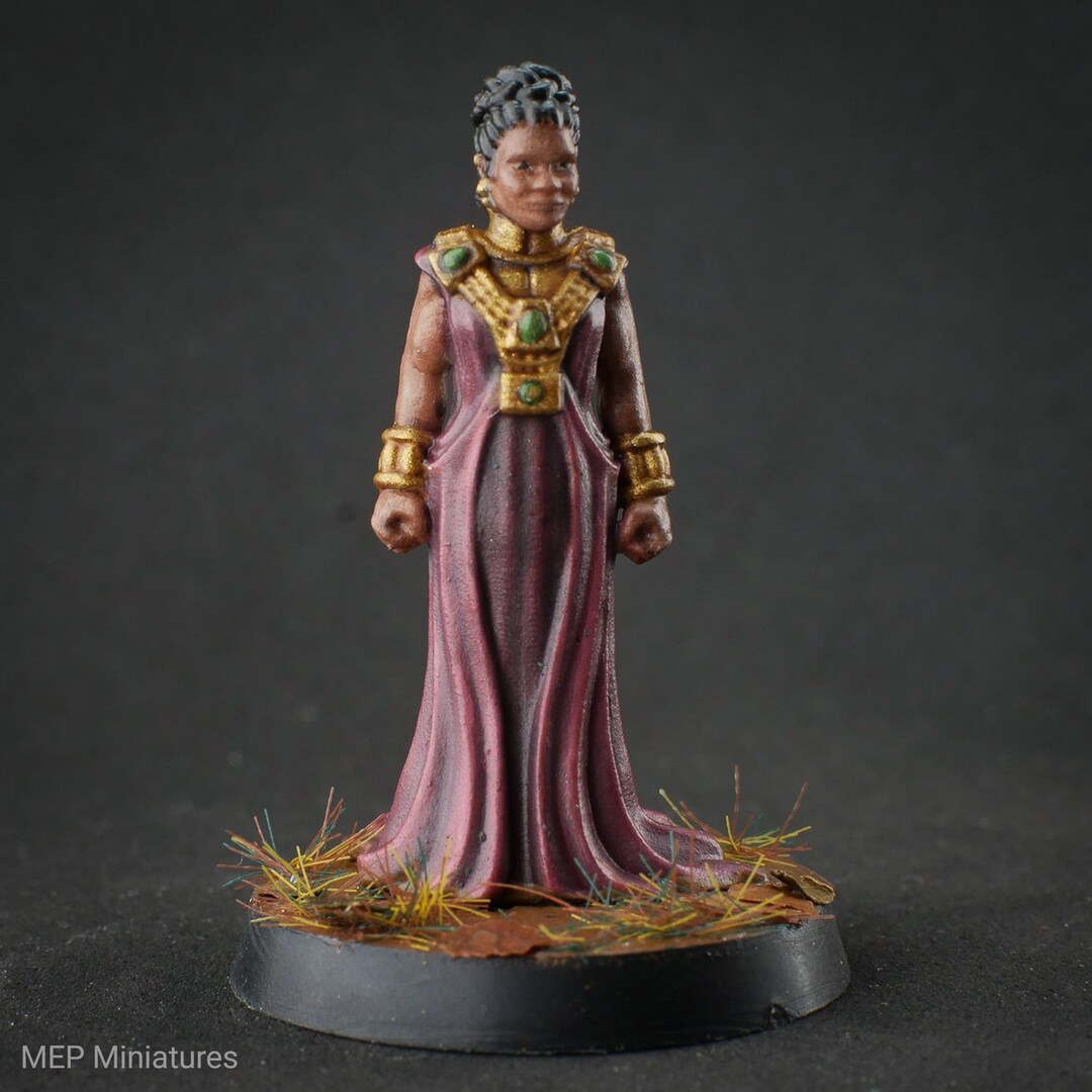 OLD VERSION Hali, Queen of the Undermoor - 28mm Miniature - Etsy