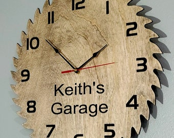 Rustic Saw Blade Clock - Etsy