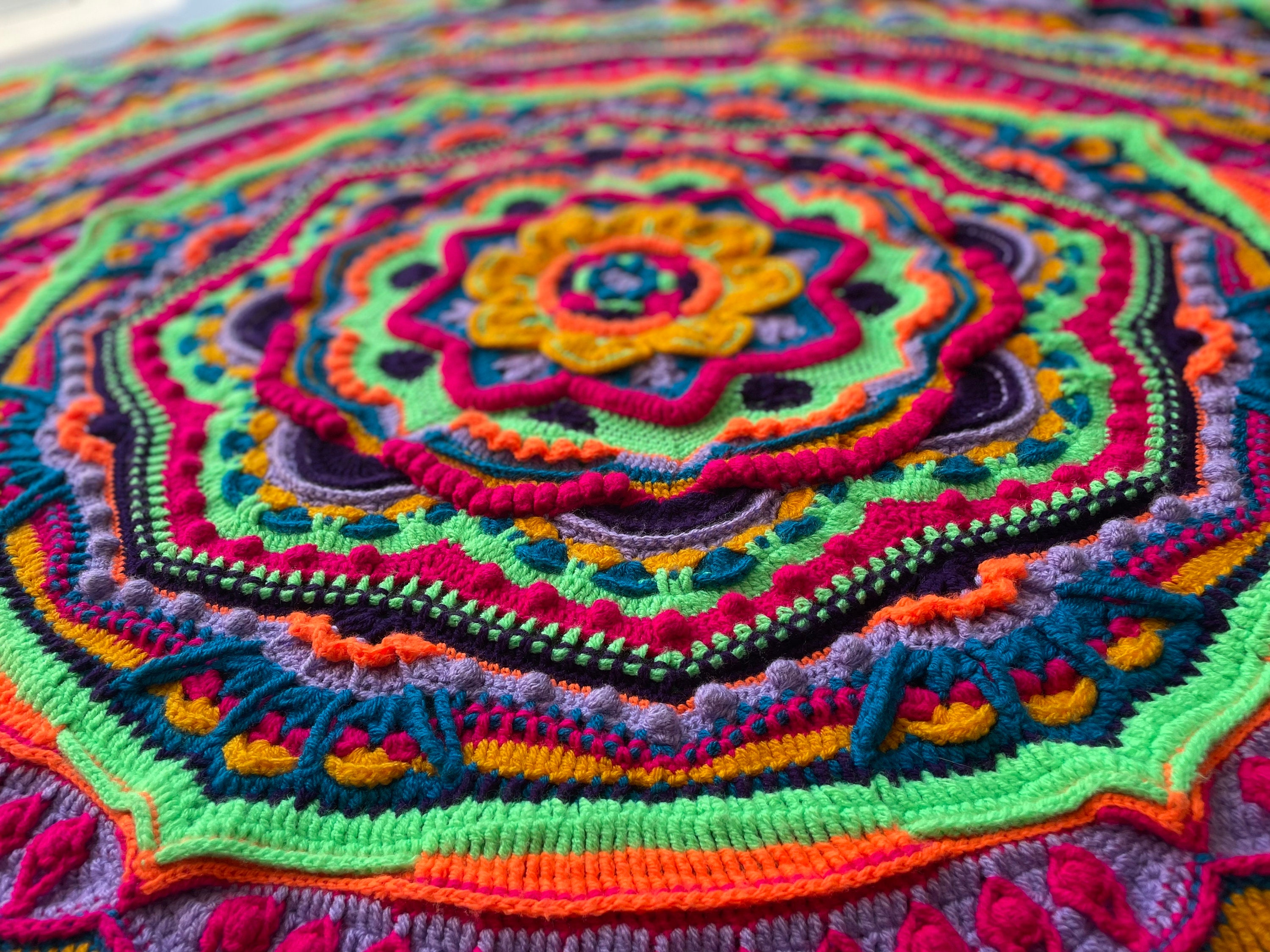 Mandala Madness Crochet Blanket. Pattern by Helen Shrimpton and Ineke ...