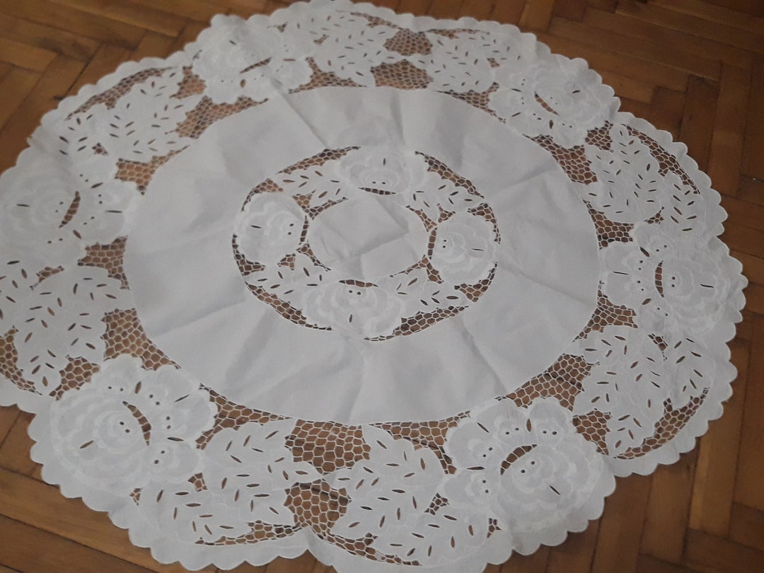 Hand Embroidered Cutwork Tablecloth Round / White Work Embroidery ...