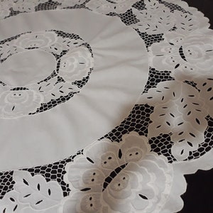 Hand Embroidered Cutwork Tablecloth Round / White Work Embroidery ...