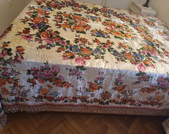 Large Vintage Velvet Bedspread With Chenille Trim, Bohemian Shiny ...