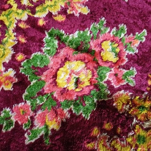 Vintage Floral Velvet Coverlet, Rustic Large Shiny Rose Tapestry ...