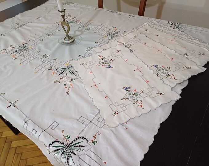 Antique Madeira Hand Embroidered Italian Ivory Linentablecloth With 8 ...