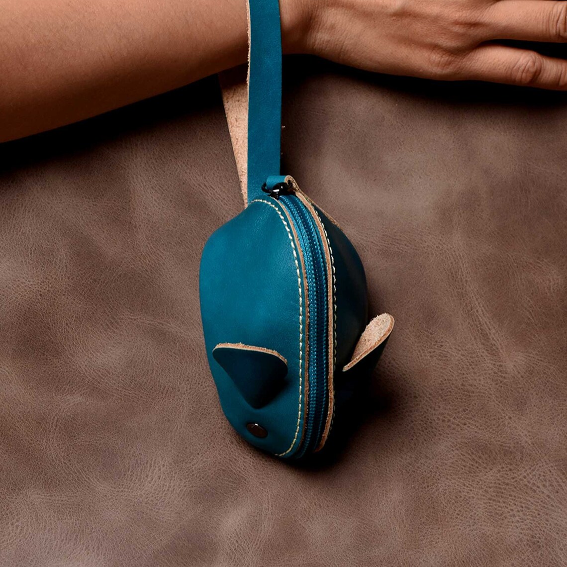 Handmade Leather Mouse Coin Purse: Zipper Keychain Key Case - Etsy