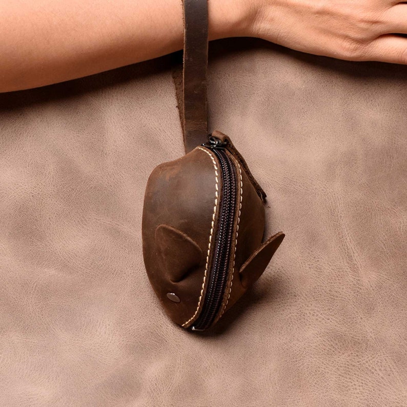 Handmade Leather Mouse Coin Purse: Zipper Keychain Key Case - Etsy