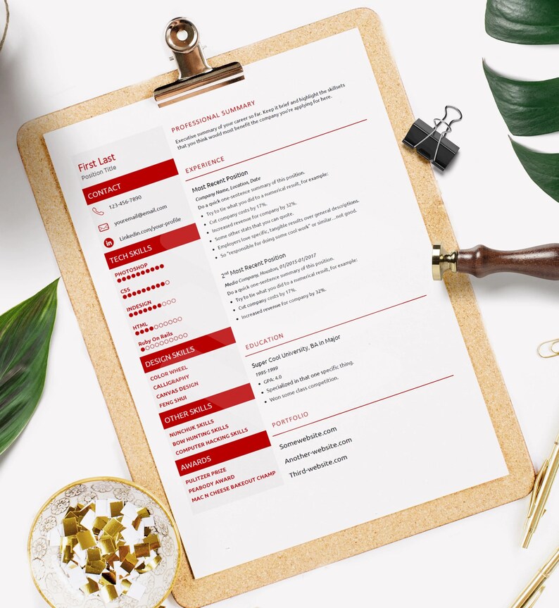 Bold Creative Resume Template / Modern CV Template to Edit in Word ...