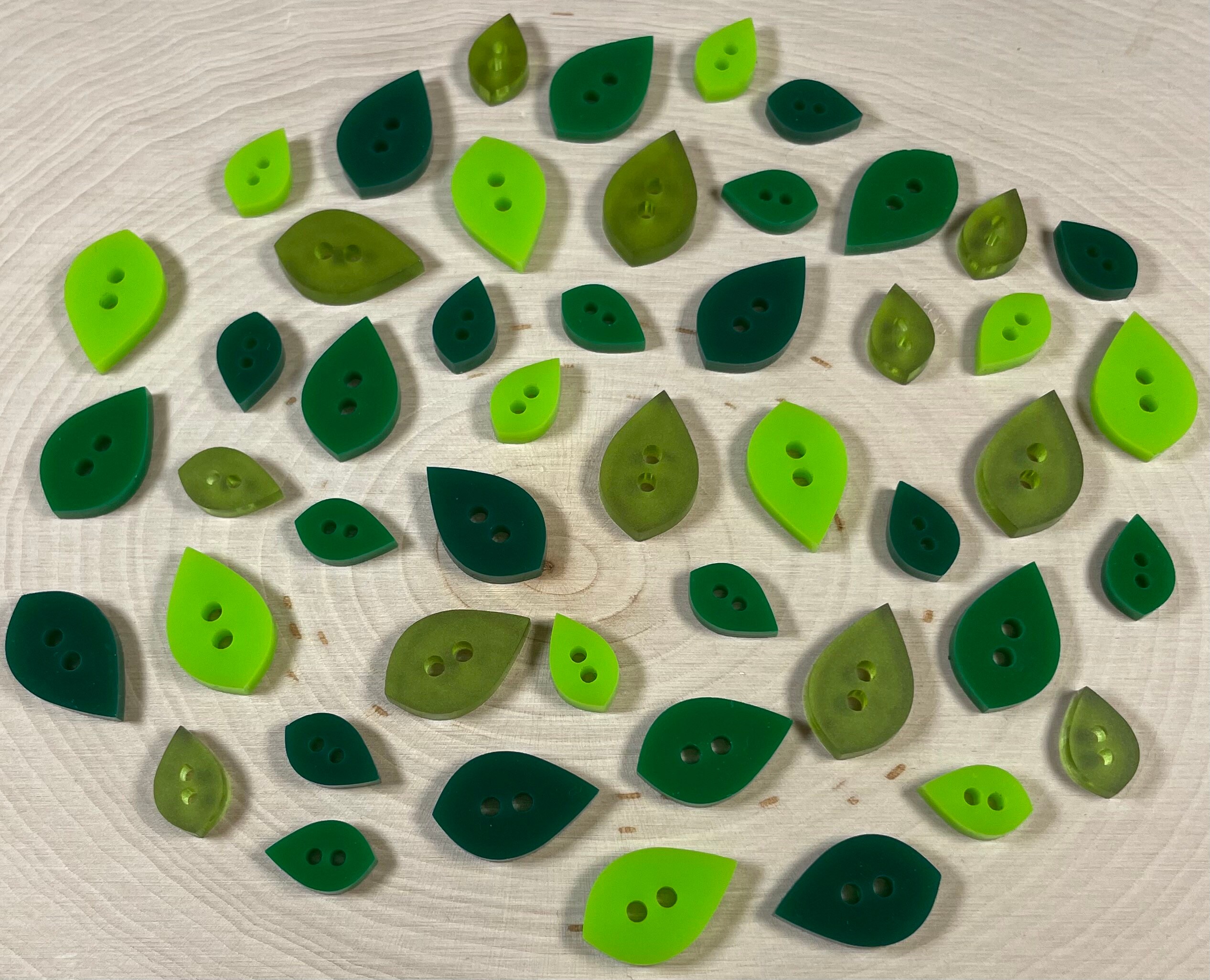 Symmetrical Leaf Buttons - Etsy