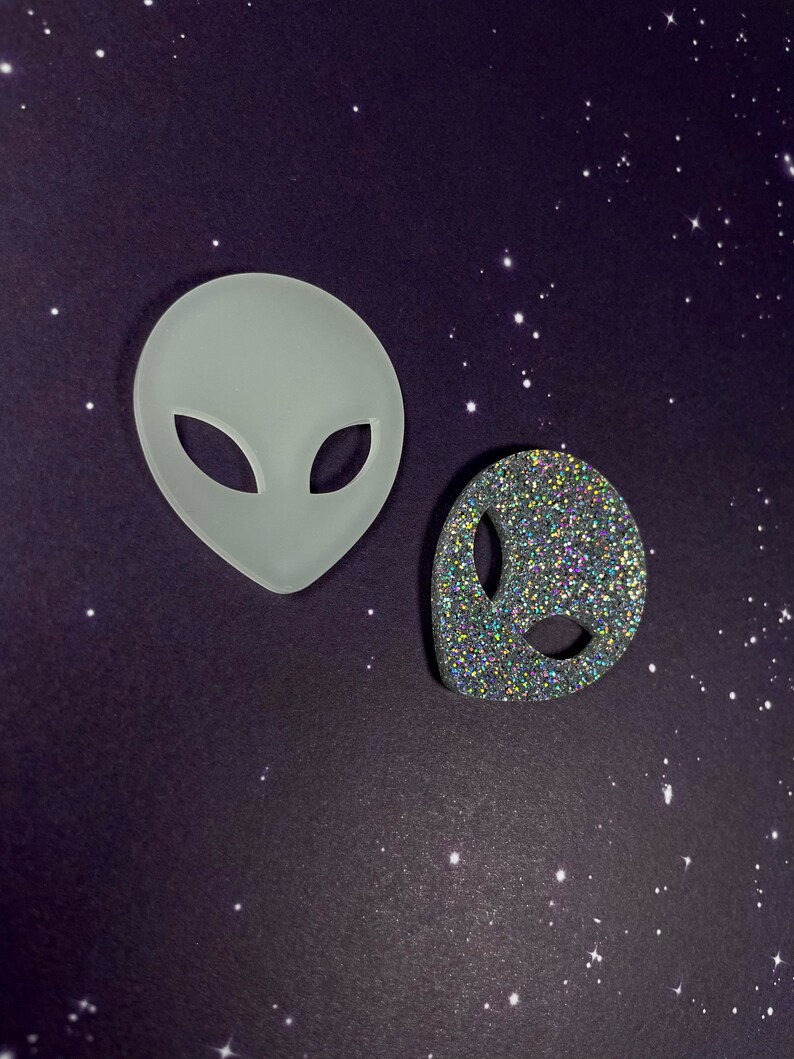 Extra Large Alien Buttons - Etsy