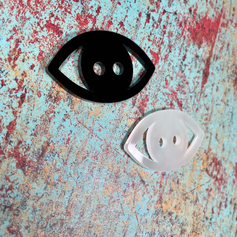 Eye Button - Etsy