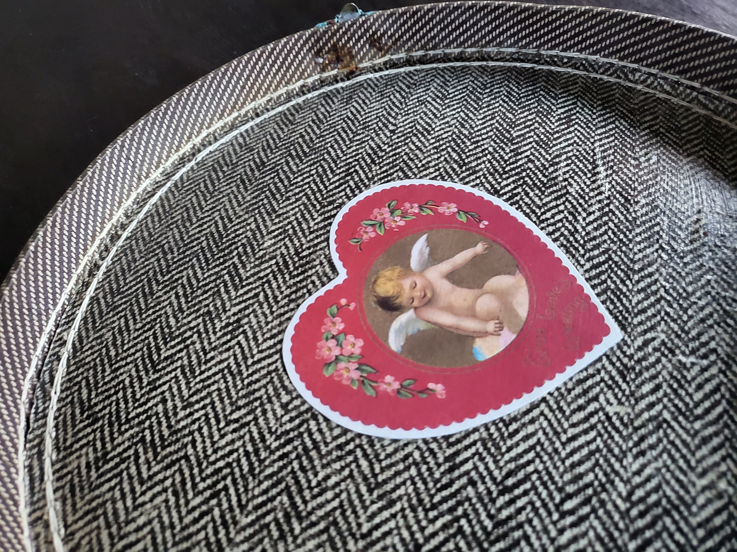 Vintage Hat Box, Round Suitcase, Tweed Case, Love Theme Round Hat Box ...