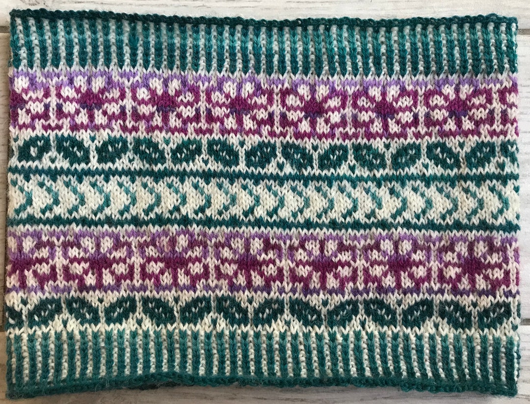 4 Ply Flower Cowl in Fair Isle Knitting Pattern, Digital Download - Etsy