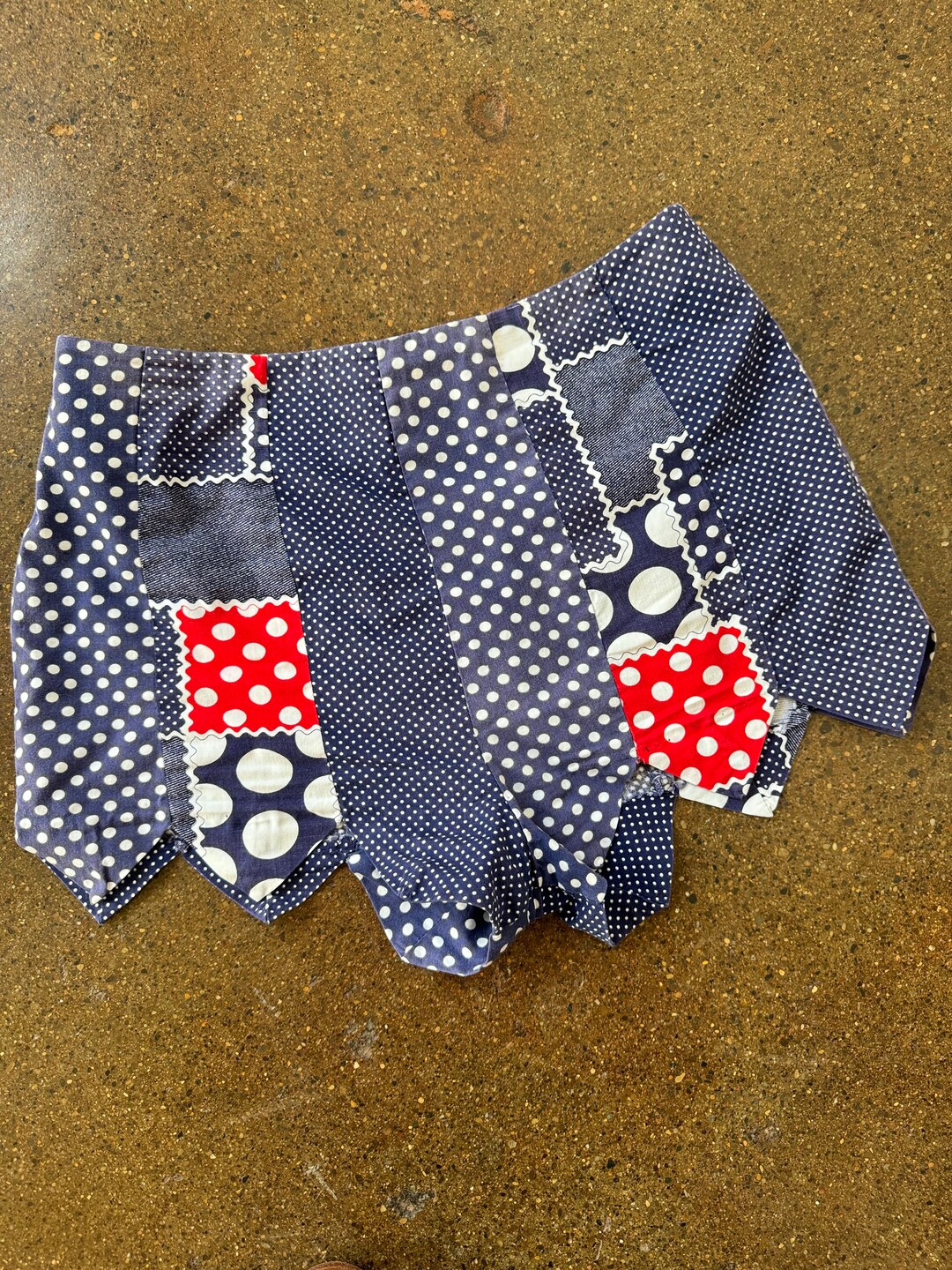 Vintage Cotton Hotpants With Novelty Patchwork Print and Sawtooth Hem ...
