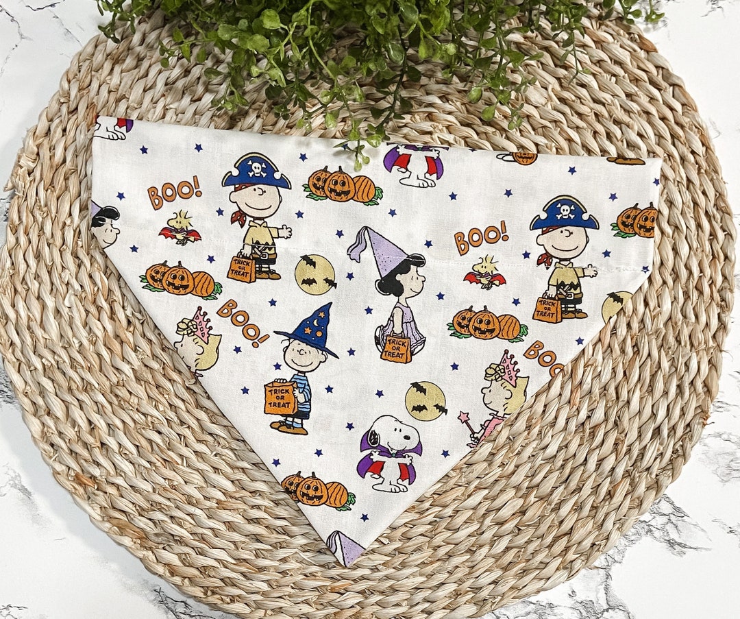 Peanuts Gang Halloween Bandana Snoopy Halloween Halloween Dog Bandana ...