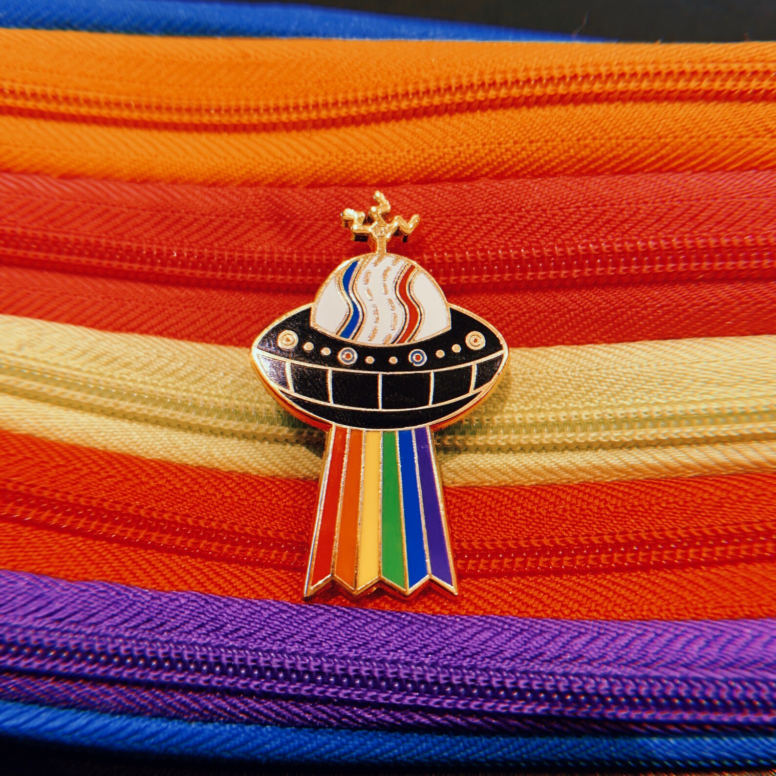 Rainbow UFO Pin Pride Pin Rainbow Pin Enamel Ufo Pin - Etsy