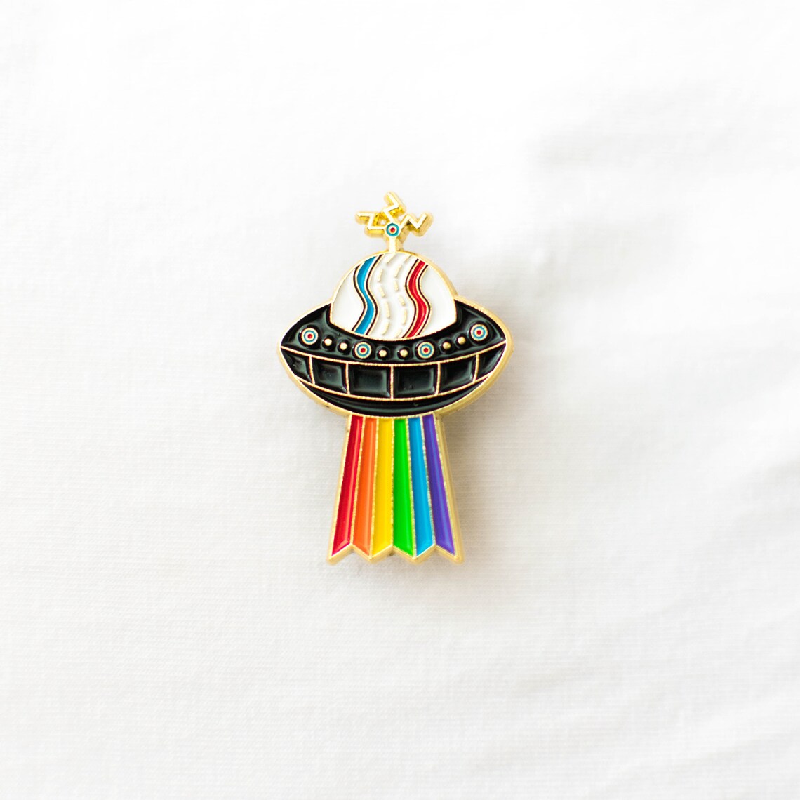 Rainbow UFO Pin Pride Pin Rainbow Pin Enamel Ufo Pin - Etsy