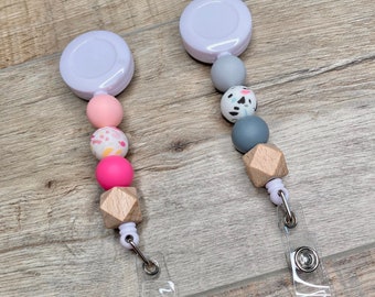 Beaded Retractable Badge Reel, Teacher ID Holder, Beaded Badge ...