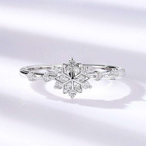 Snowflake Ring - Etsy