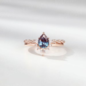 Vintage Alexandrite Engagement Ring Triangle Cut Moissanite - Etsy ...