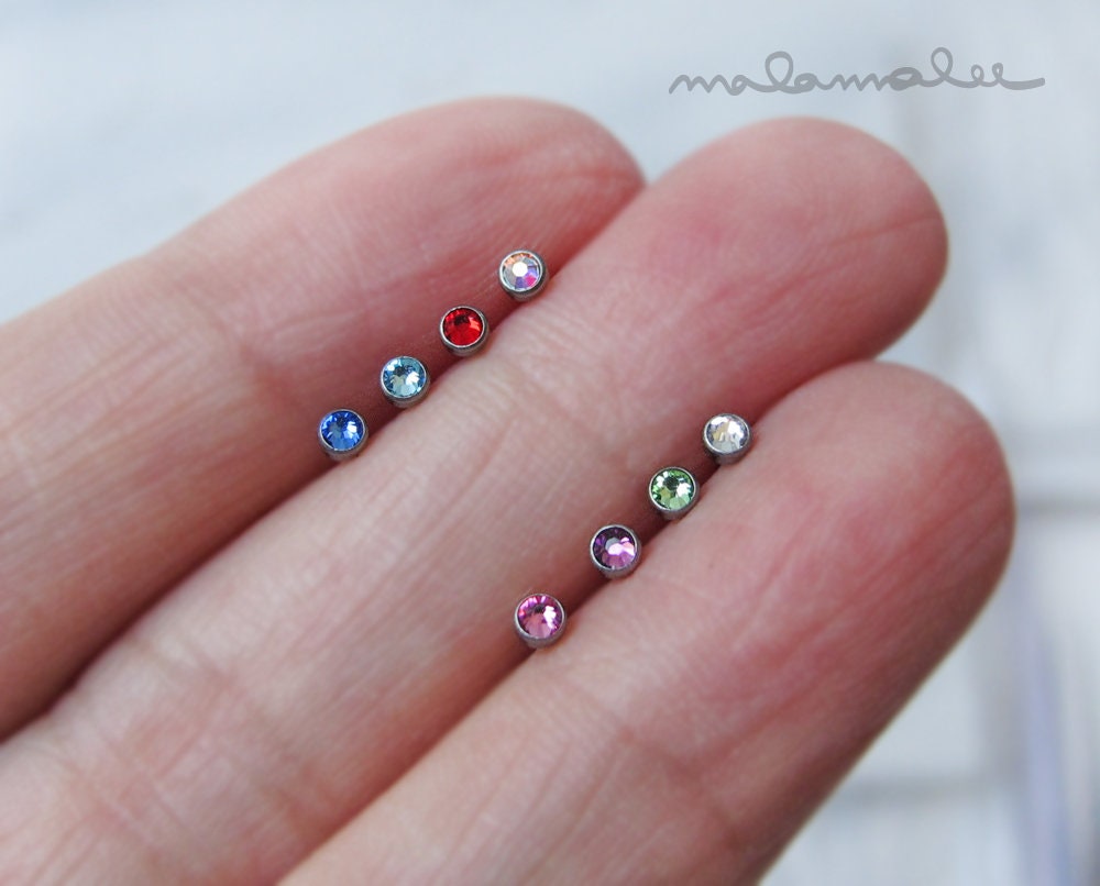 Tiny 2.5mm Titanium Flat Back Earrings. Flexible Bioplast Bar | Etsy