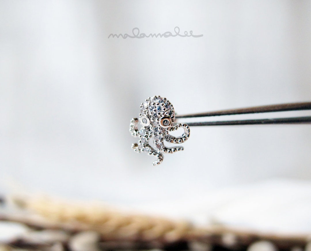 Mini Octopus Ear Piercing, Stud CZ Earrings, 20G Cartilage Earrings ...