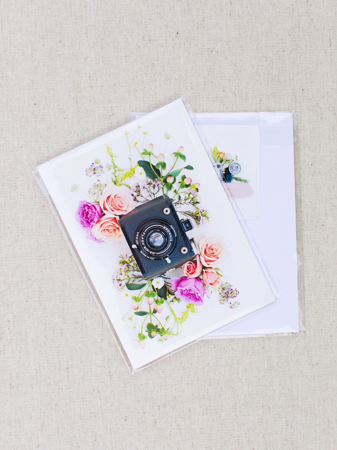 Vintage Camera Pink Roses Art Print - Etsy