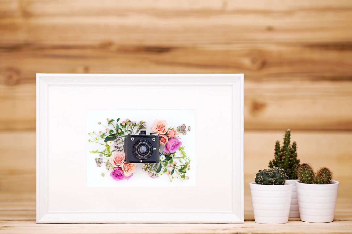 Vintage Camera Pink Roses Art Print - Etsy